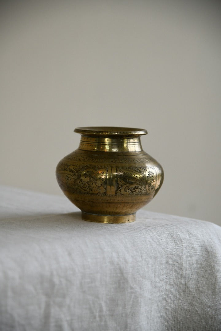 Indian Engraved Brass Pot – Kernow Furniture