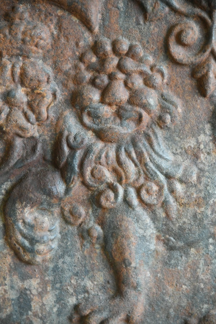 English Cast Iron Fire Back – Kernow Furniture