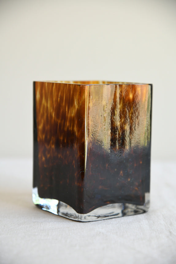 Wedgwood Tortoiseshell Effect Glass Vase – Kernow Furniture
