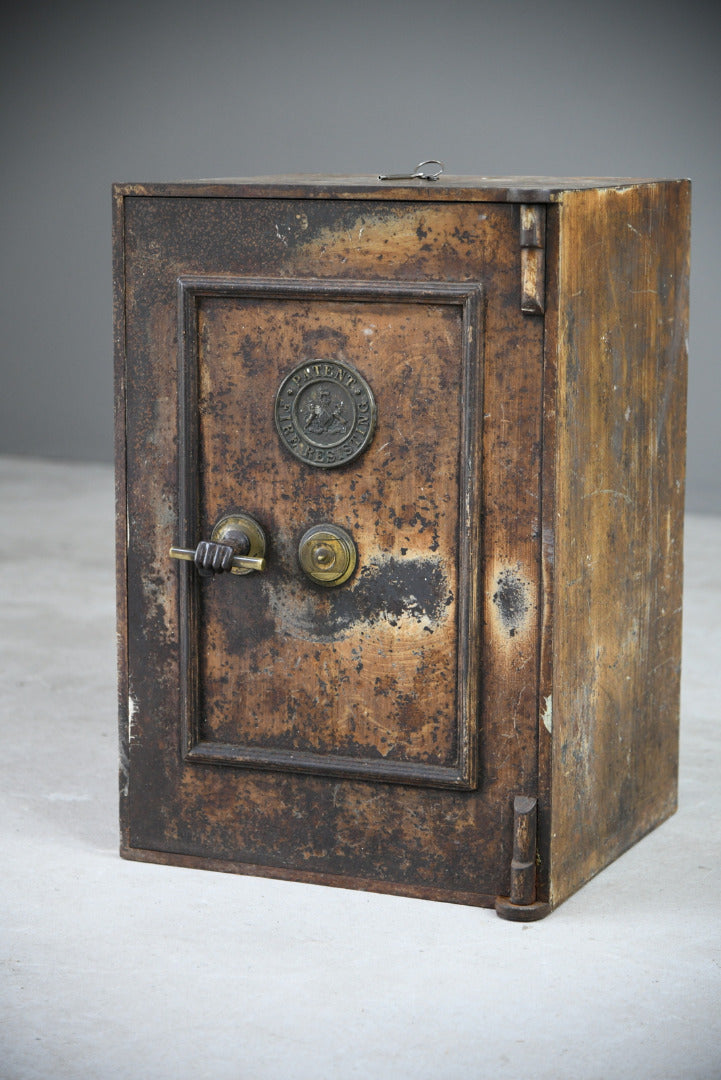 Antique Metal Safe – Kernow Furniture