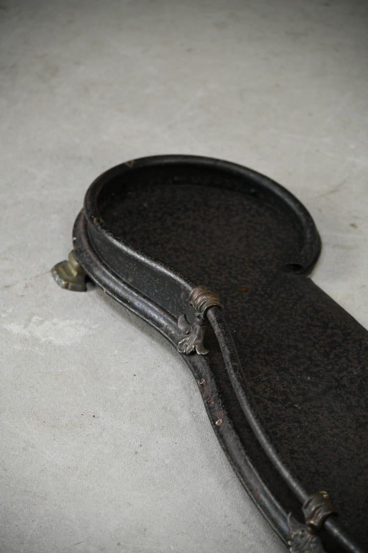 Antique Cast Iron Fire Fender – Kernow Furniture