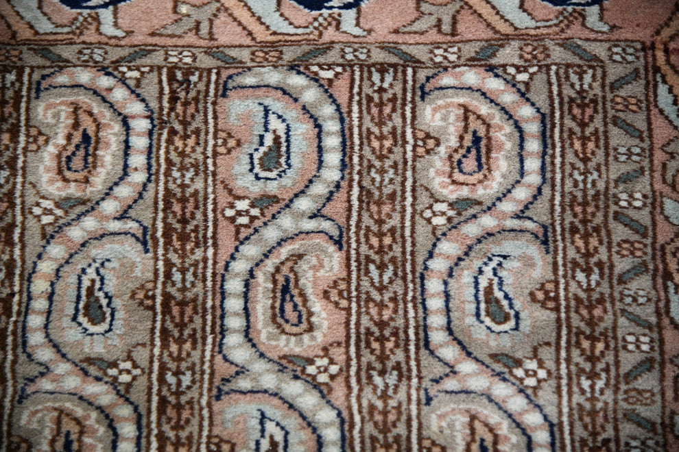 Cream Boteh Wool Rug – Kernow Furniture