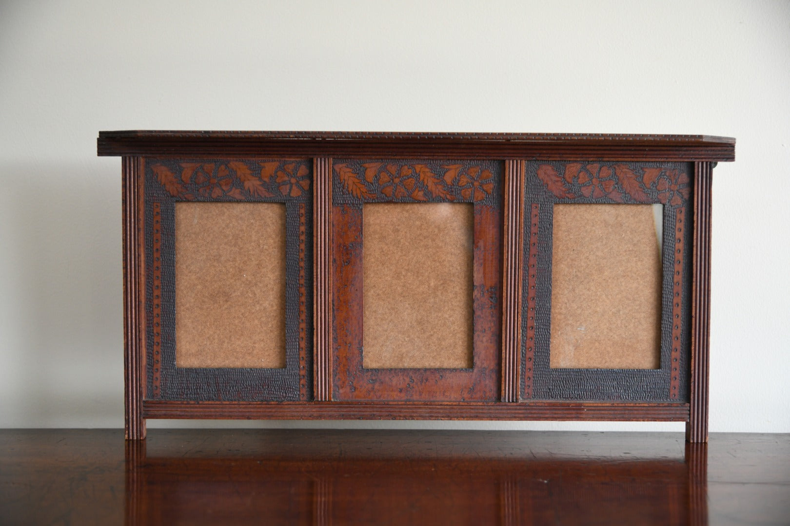 Pokerwork Picture Frame – Kernow Furniture
