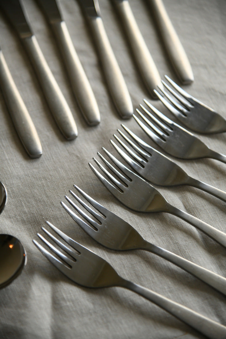 6 Place Setting Viners Cutlery – Kernow Furniture