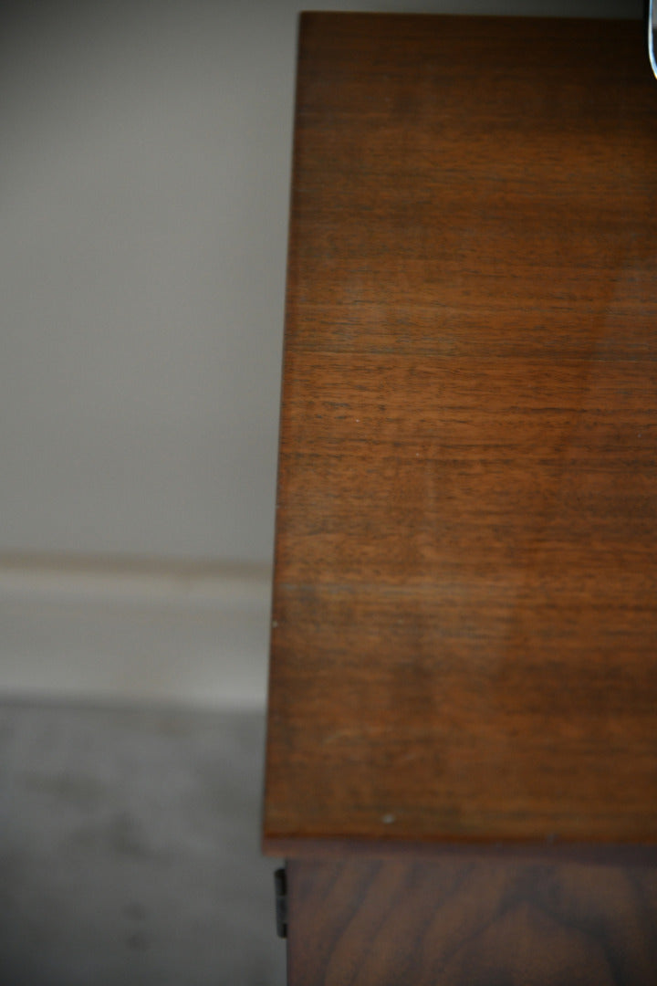 Meredew Dressing Table – Kernow Furniture