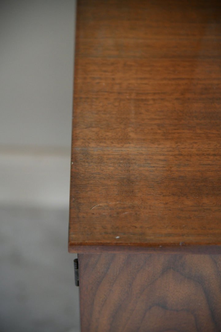 Meredew Dressing Table – Kernow Furniture