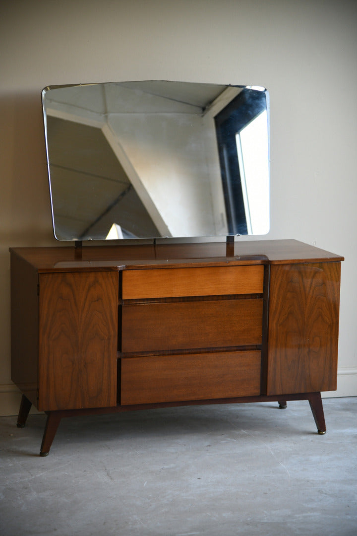 Meredew Dressing Table – Kernow Furniture
