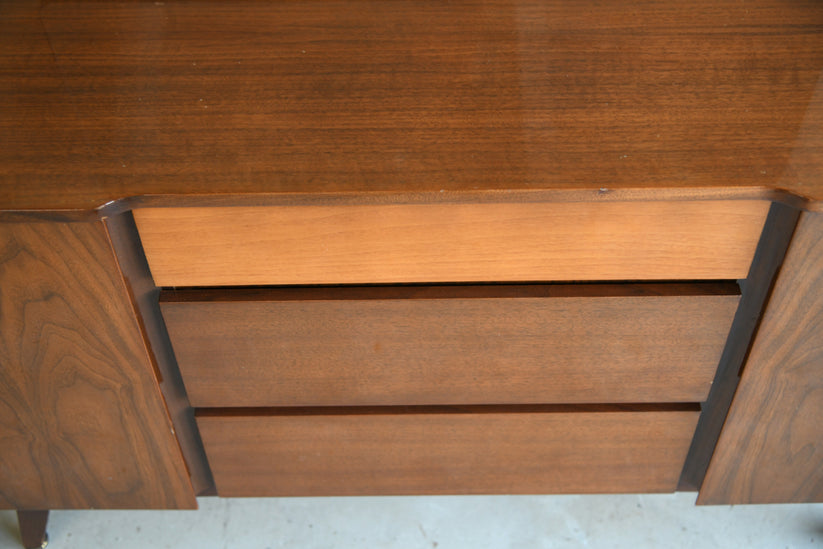 Meredew Dressing Table – Kernow Furniture