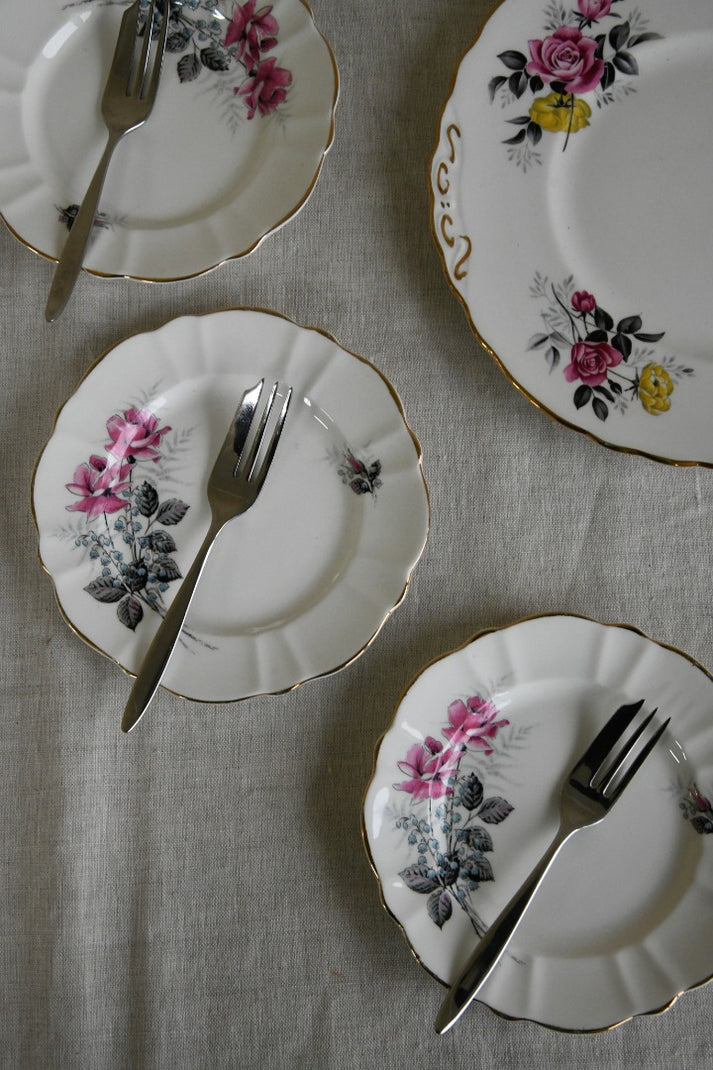 Vintage Cake Plate & 6 Tea Plates – Kernow Furniture