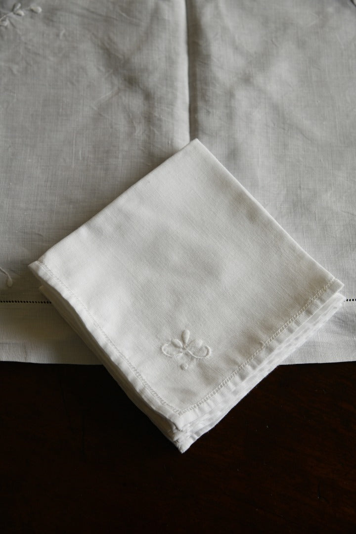 Linen Tray Cloth & 4 Napkins – Kernow Furniture
