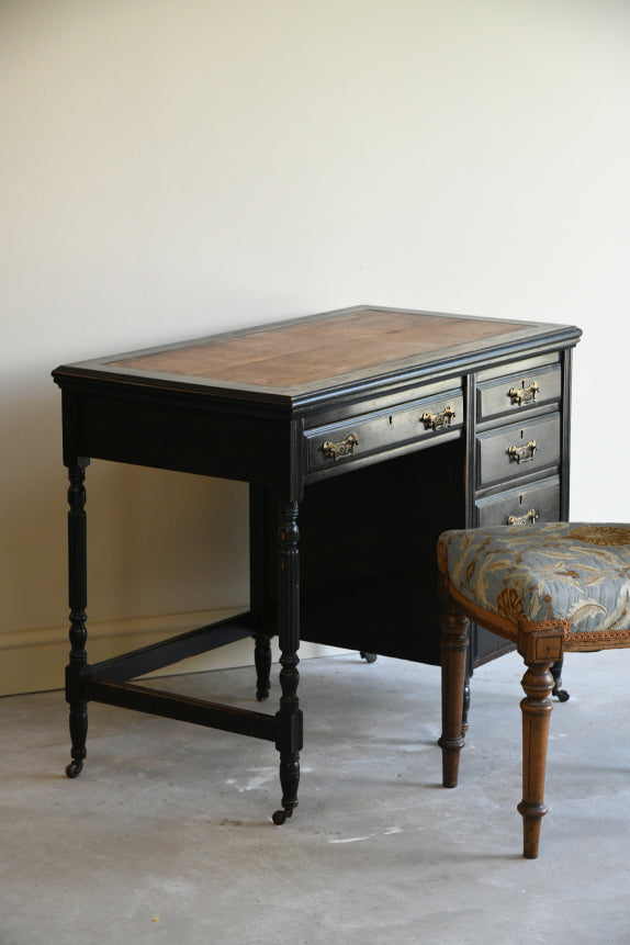 Small Edwardian Desk – Kernow Furniture