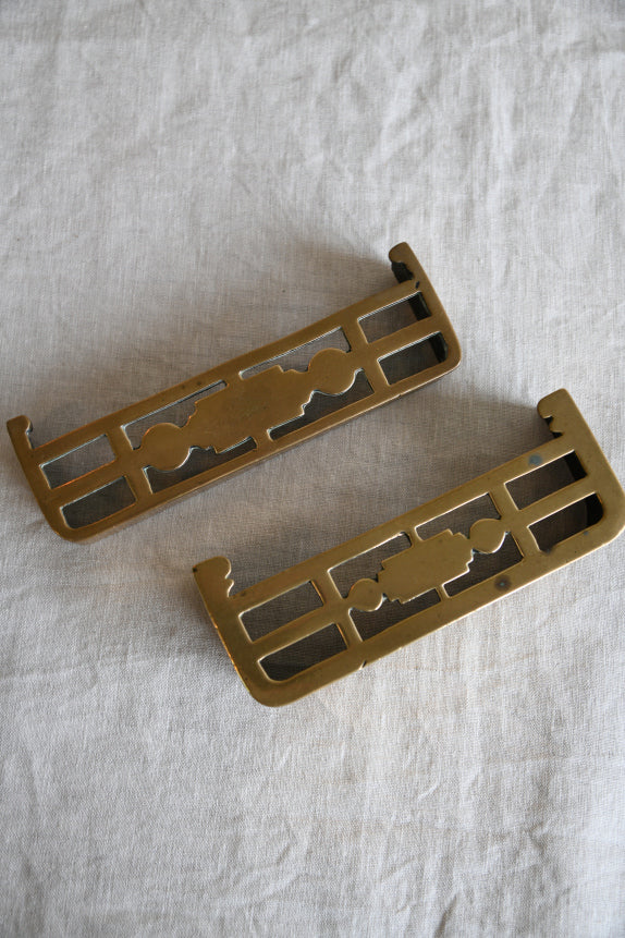 Pair Antique Brass Fender Trivet – Kernow Furniture
