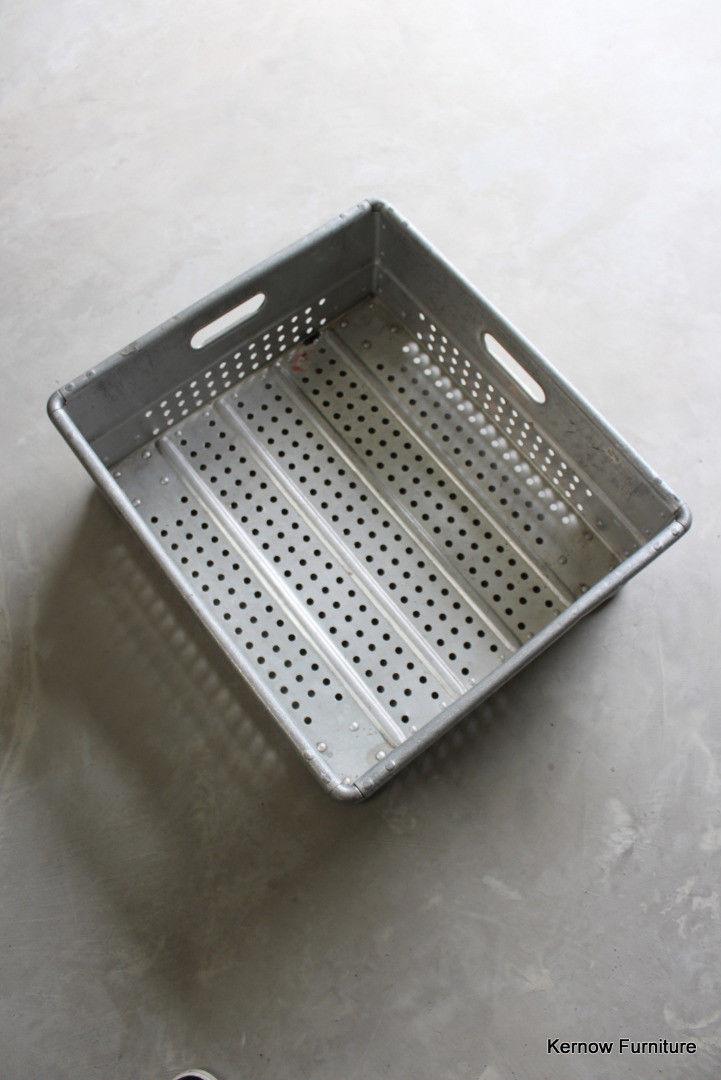 Aluminium Industrial Stacking Tray – Kernow Furniture