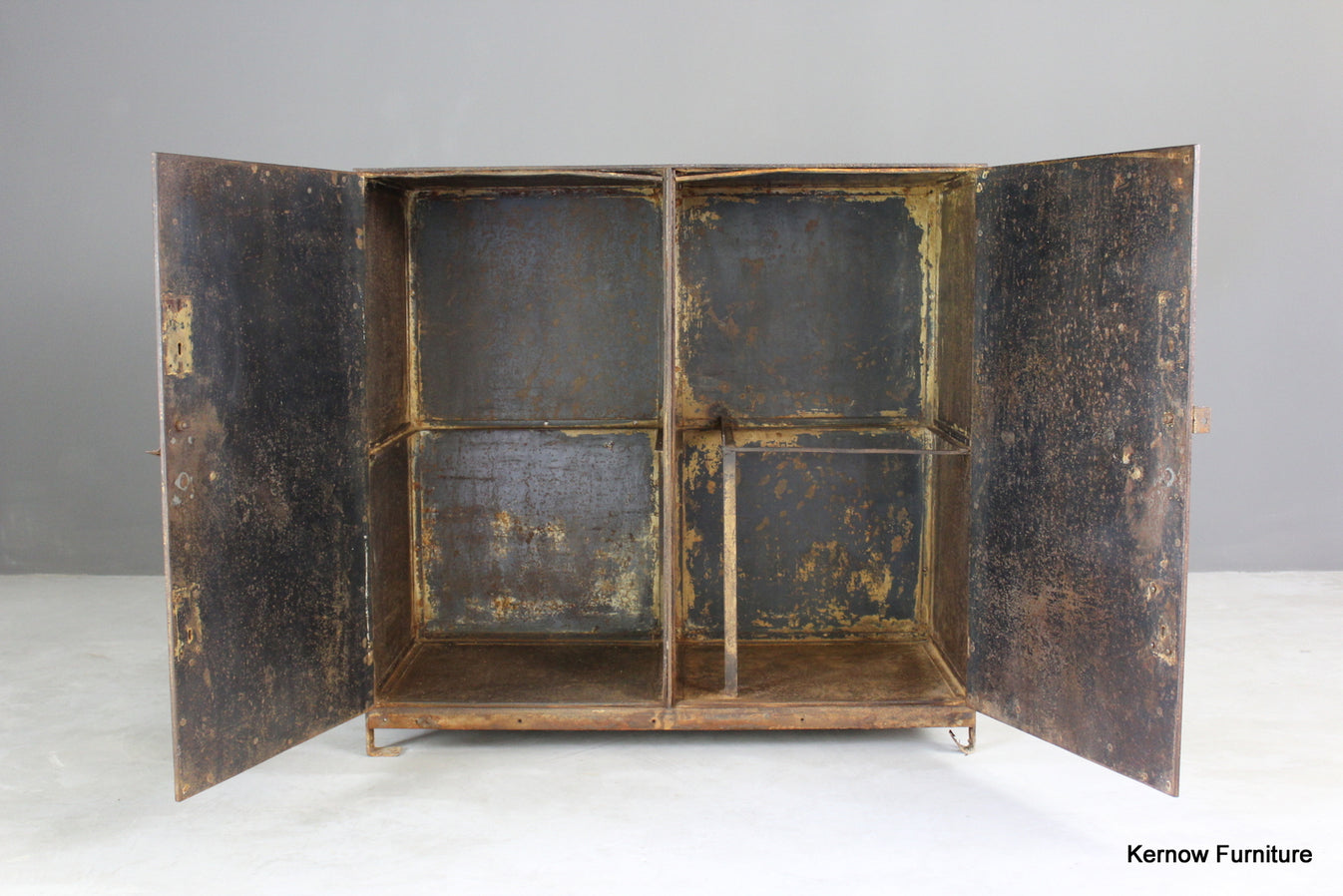 Large Industrial Cabinet – Kernow Furniture