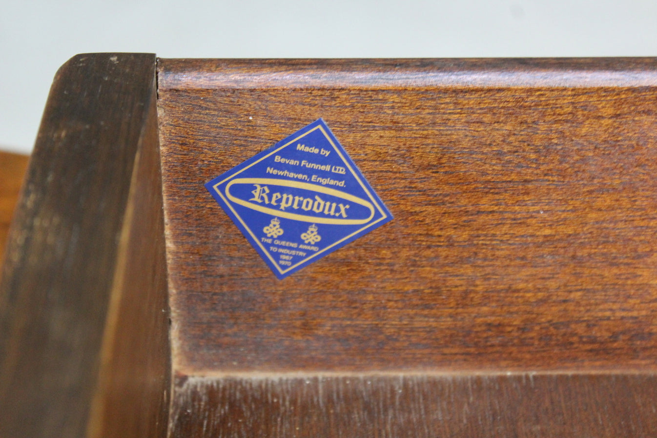 Bevan Funnell Reprodux Oak Table – Kernow Furniture