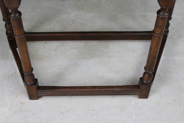 Bevan Funnell Reprodux Oak Table – Kernow Furniture
