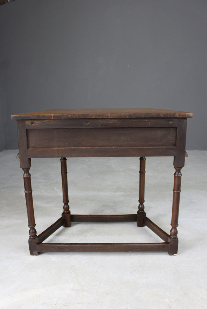 Bevan Funnell Reprodux Oak Table – Kernow Furniture