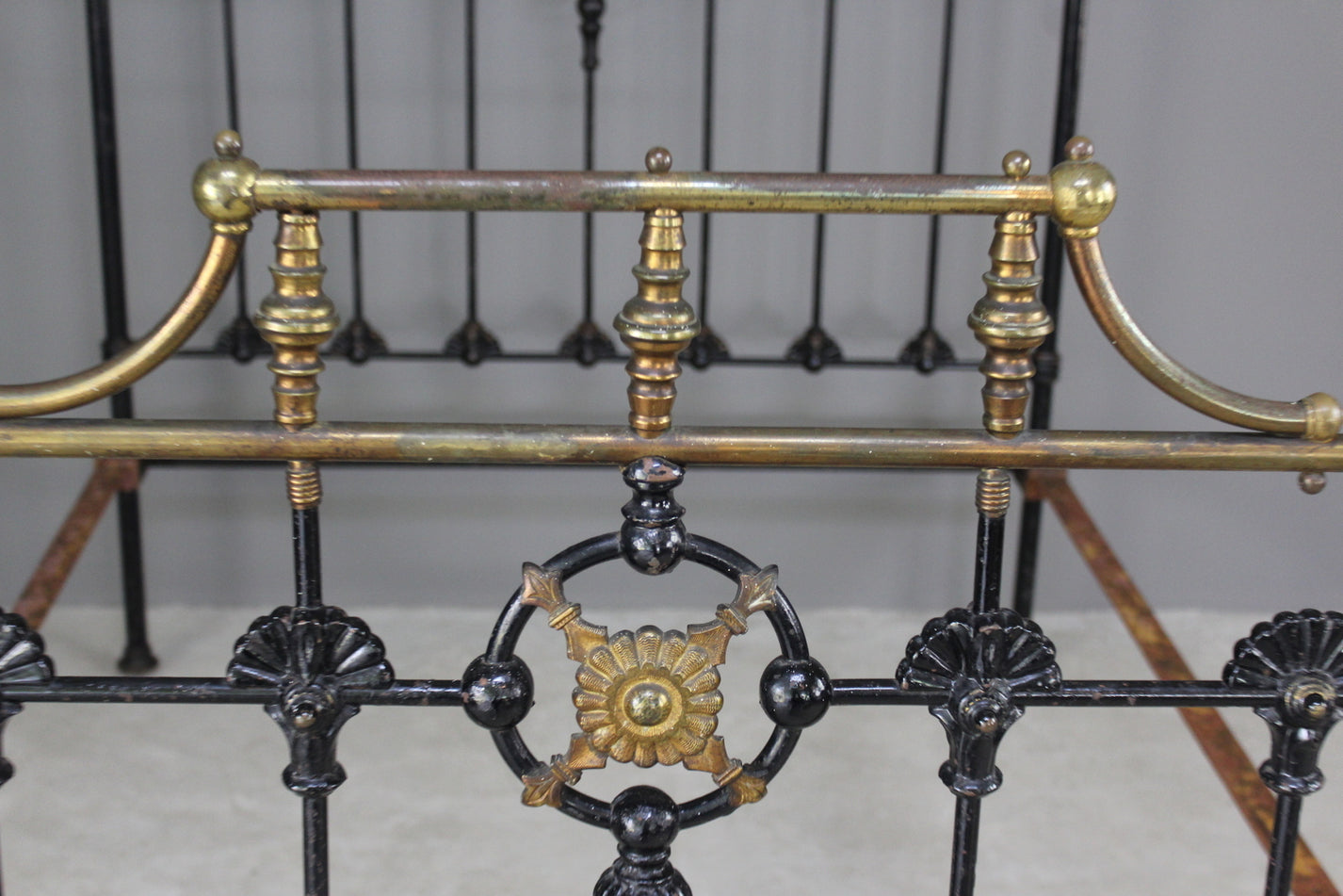 Antique Double Bed Frame – Kernow Furniture