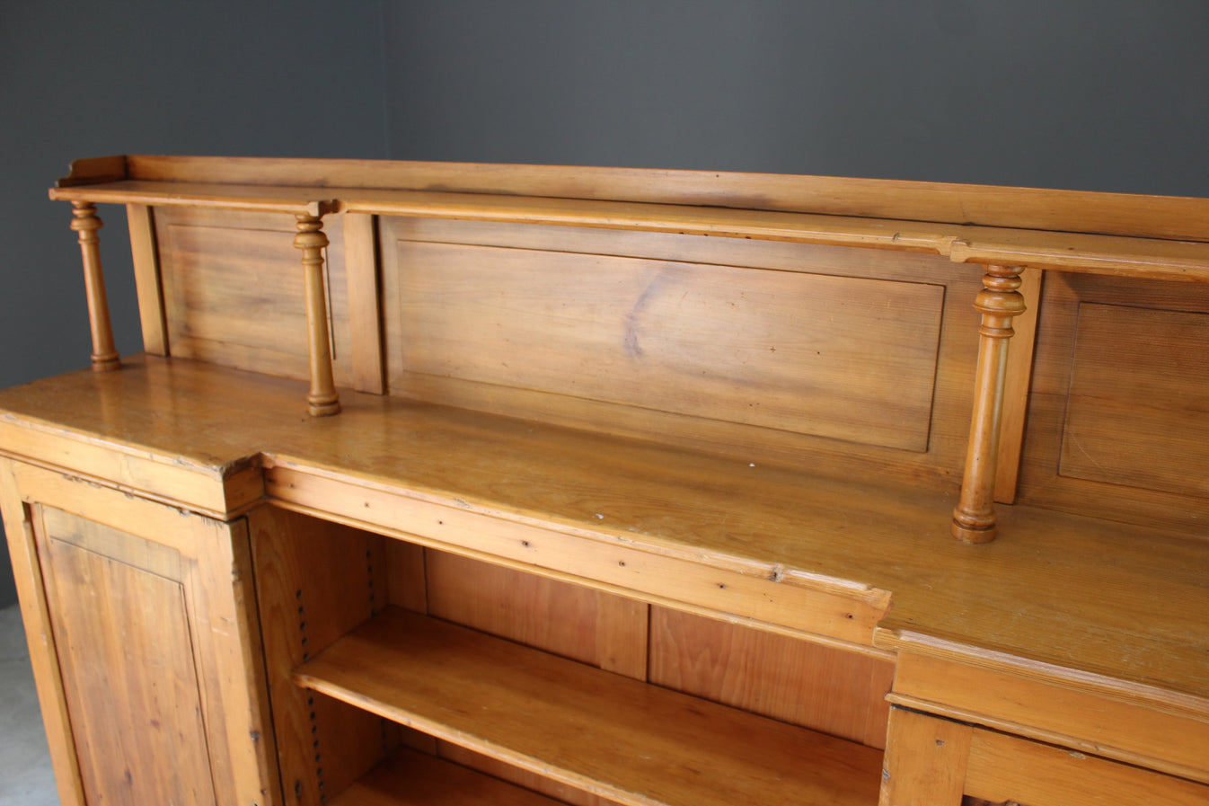 Rustic Pine Breakfront Bookcase – Kernow Furniture
