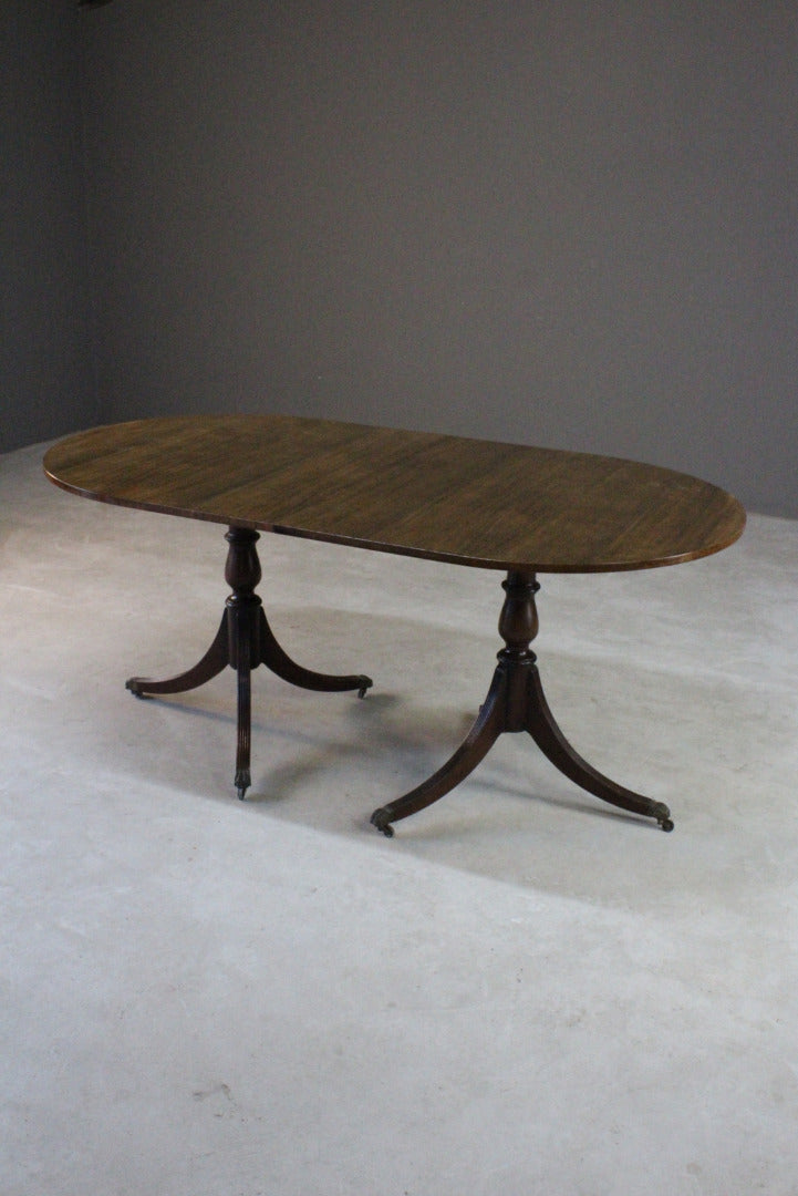Reproduction Antique Style Dining Table – Kernow Furniture