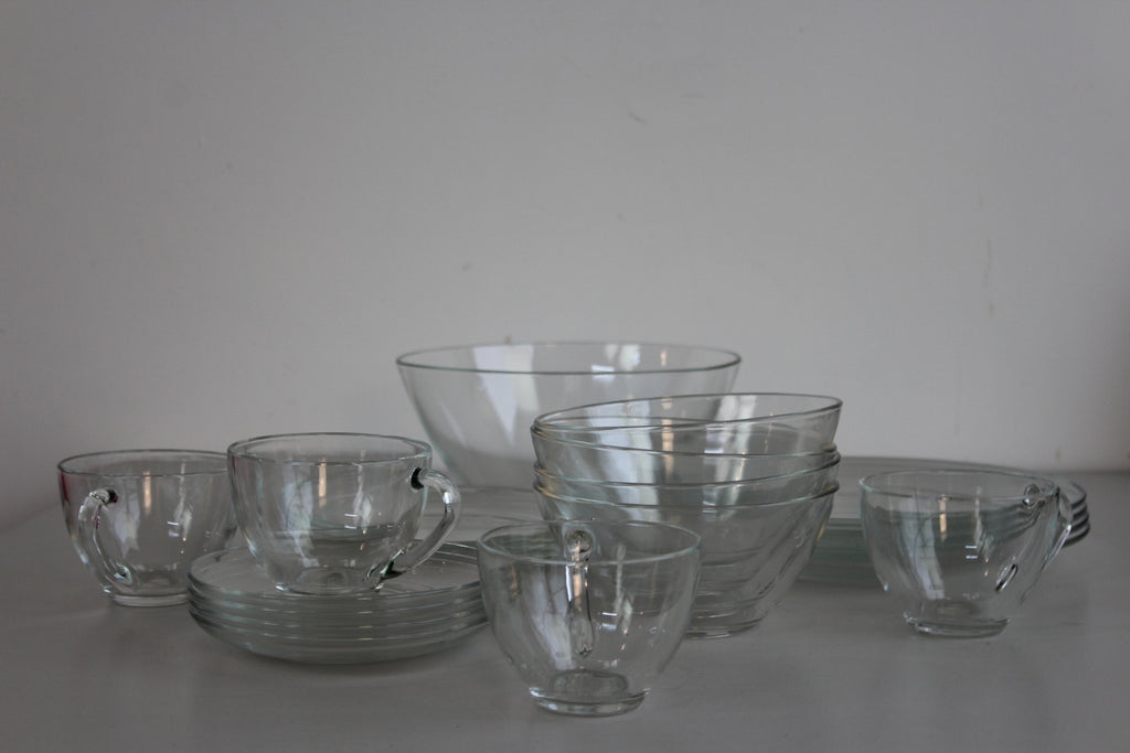 Arcoroc Glass Tea Set & Plates – Kernow Furniture