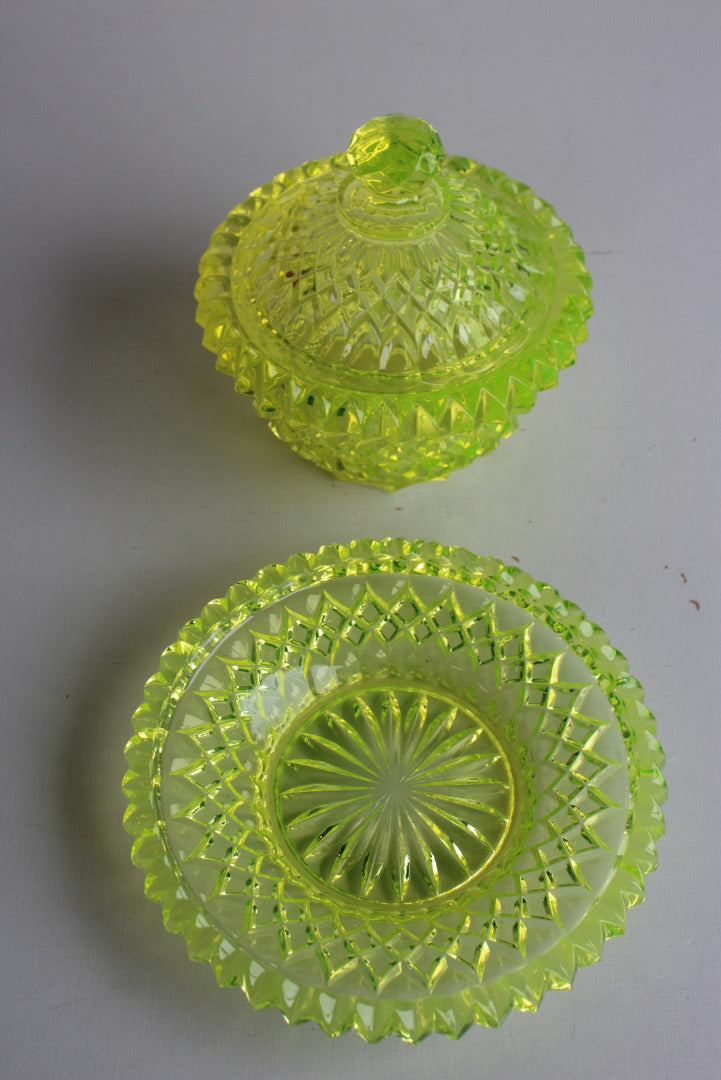 Vaseline Glass Lidded Pot – Kernow Furniture