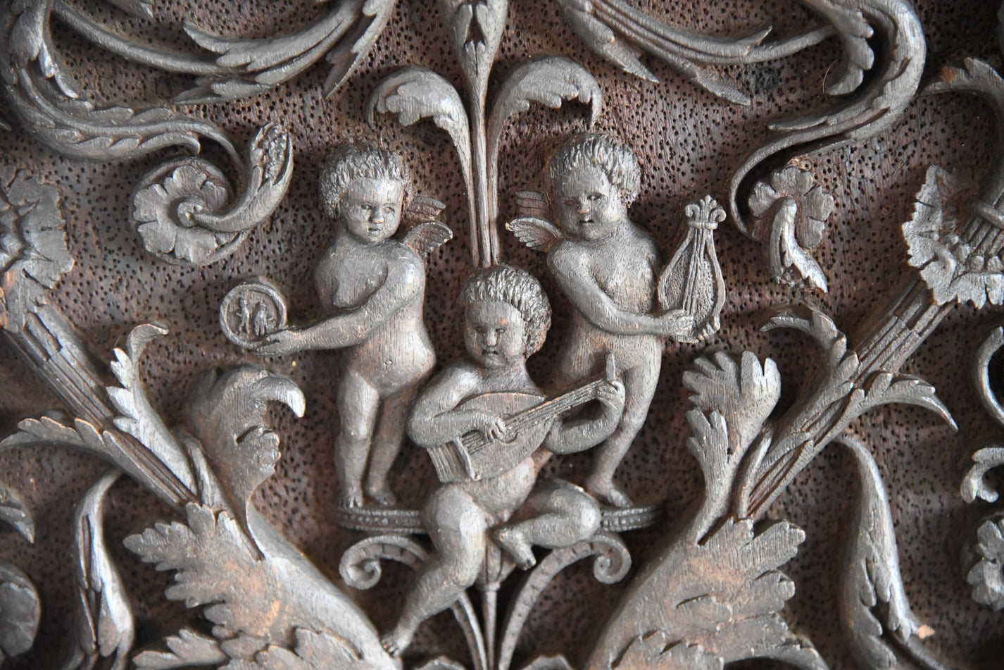 Carved Wood Ornamental Plaque – Kernow Furniture