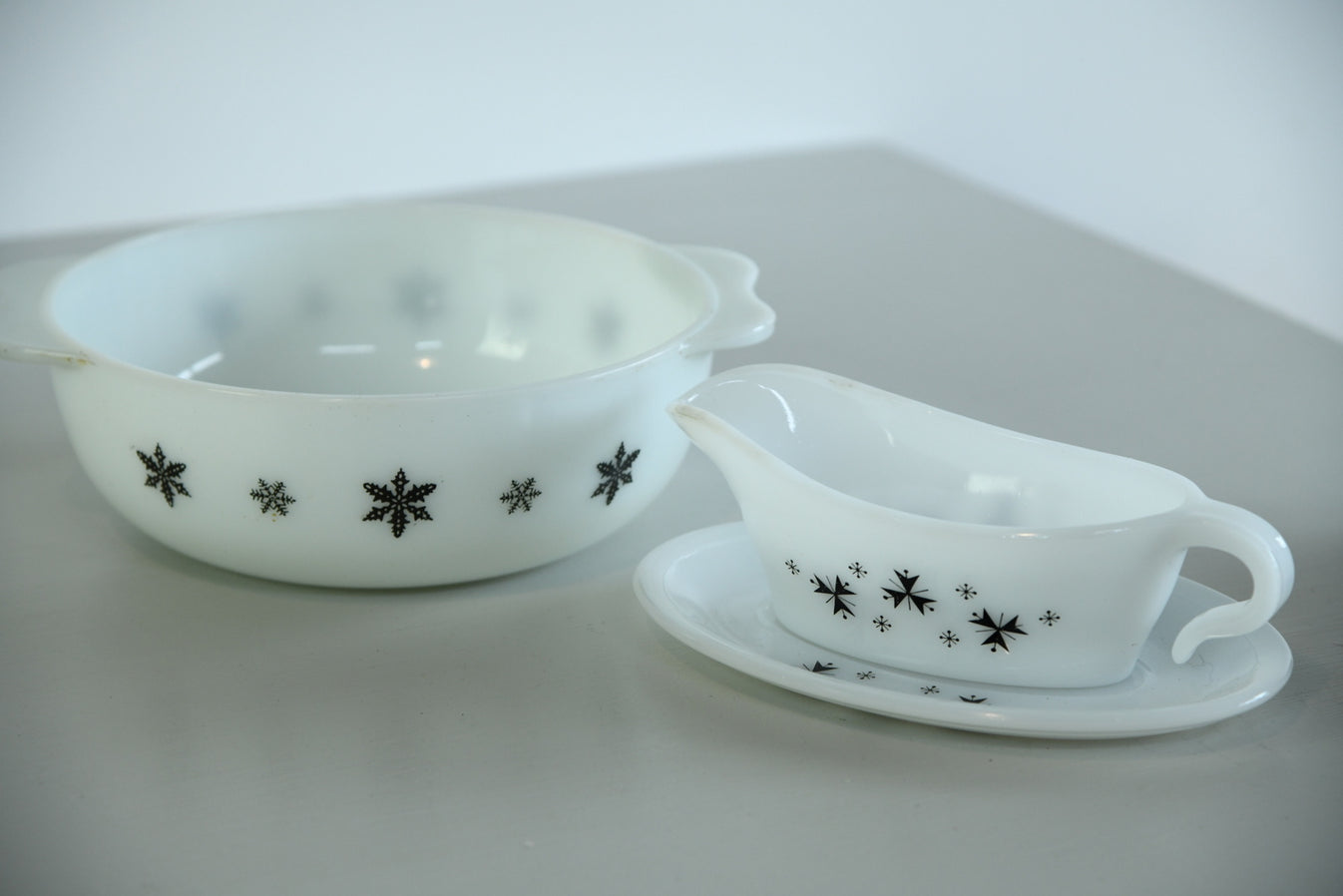 Phoenix Opalware Casserole – Kernow Furniture
