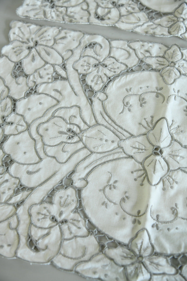 Pair Floral Cut Work Table Mat – Kernow Furniture