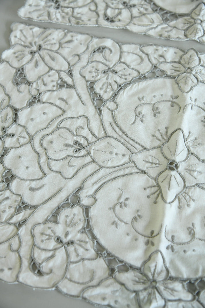 Pair Floral Cut Work Table Mat – Kernow Furniture