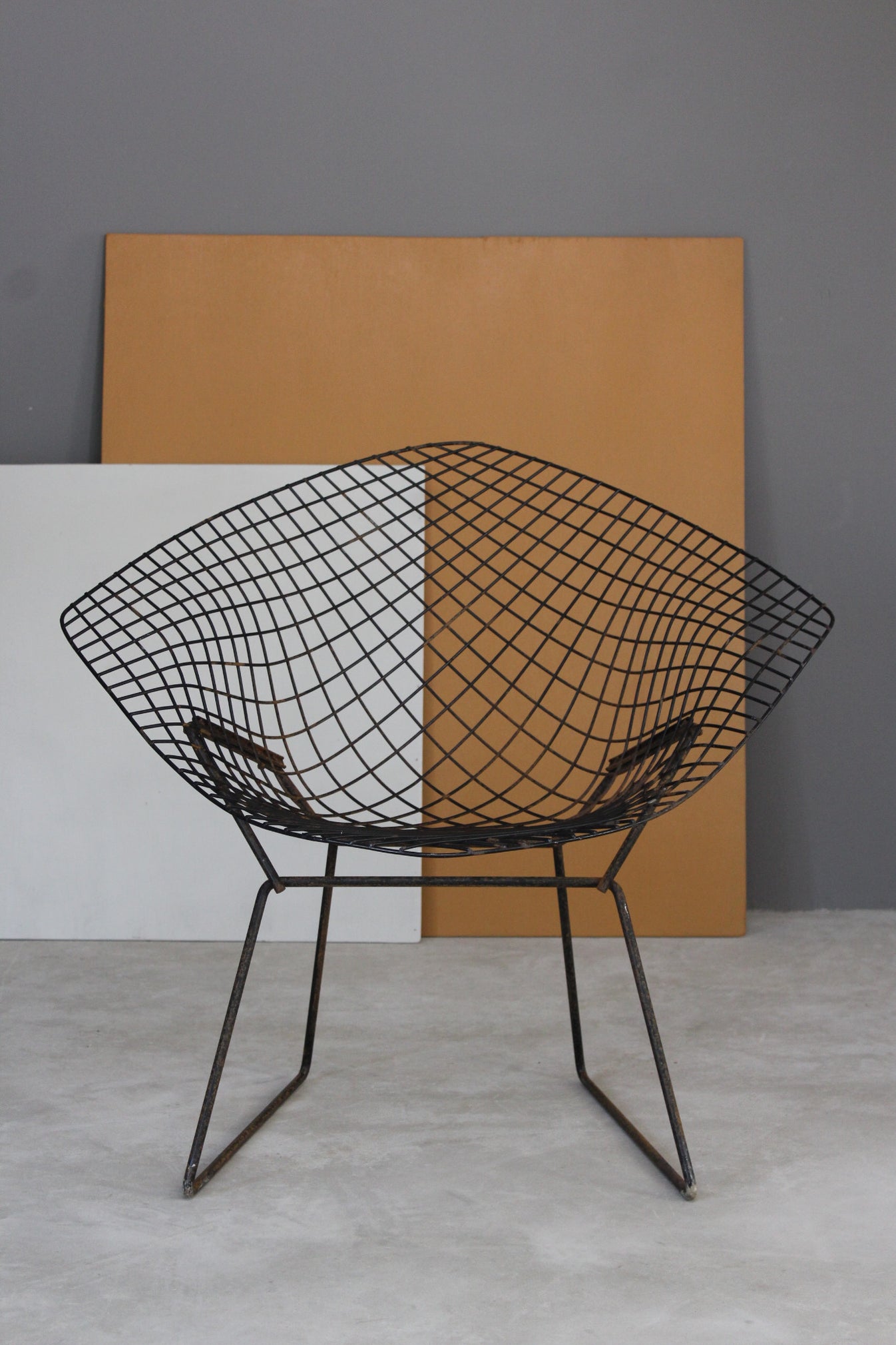 Harry Bertoia Designed Diamond Chair – Kernow Furniture
