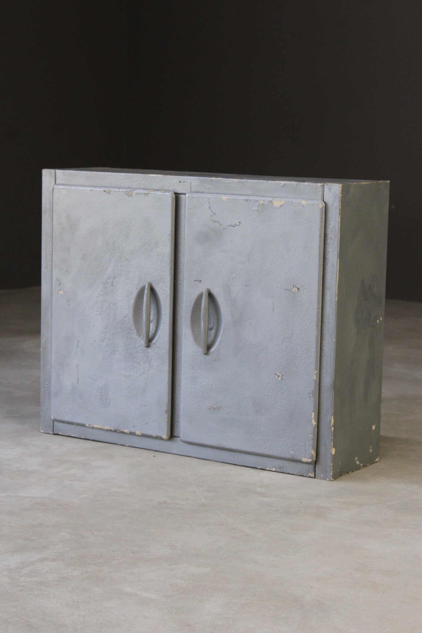 Retro Metal Wall Cabinet 2 Door Corrugated Glass Farmhouse Wall